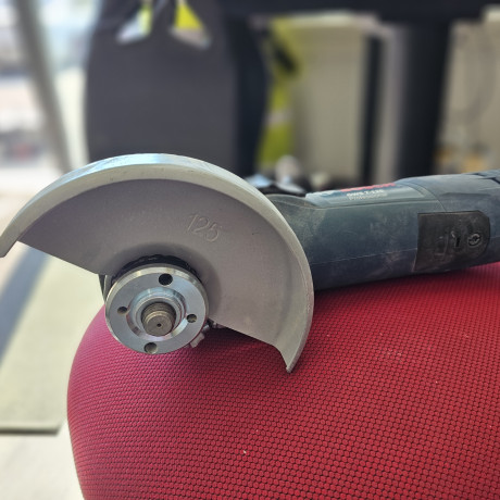 BOSCH GWS 7-125 | Konkurssihuutokauppa